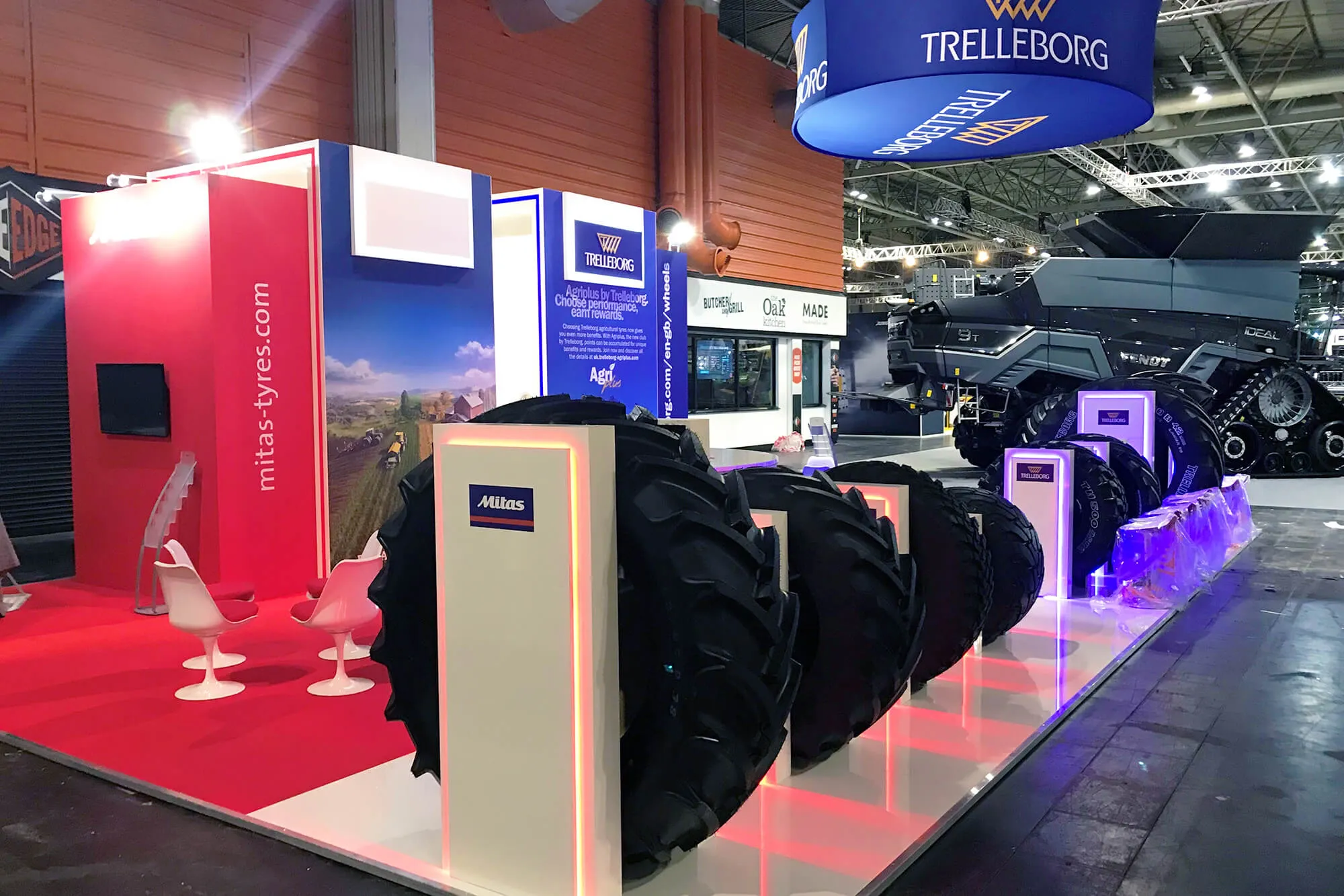 Build A Stand At Your Exhibition Bespoke Stand Design And Build Partner ...